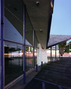 Googie Auto Dealership | Tom Paiva's Night Photography Blog